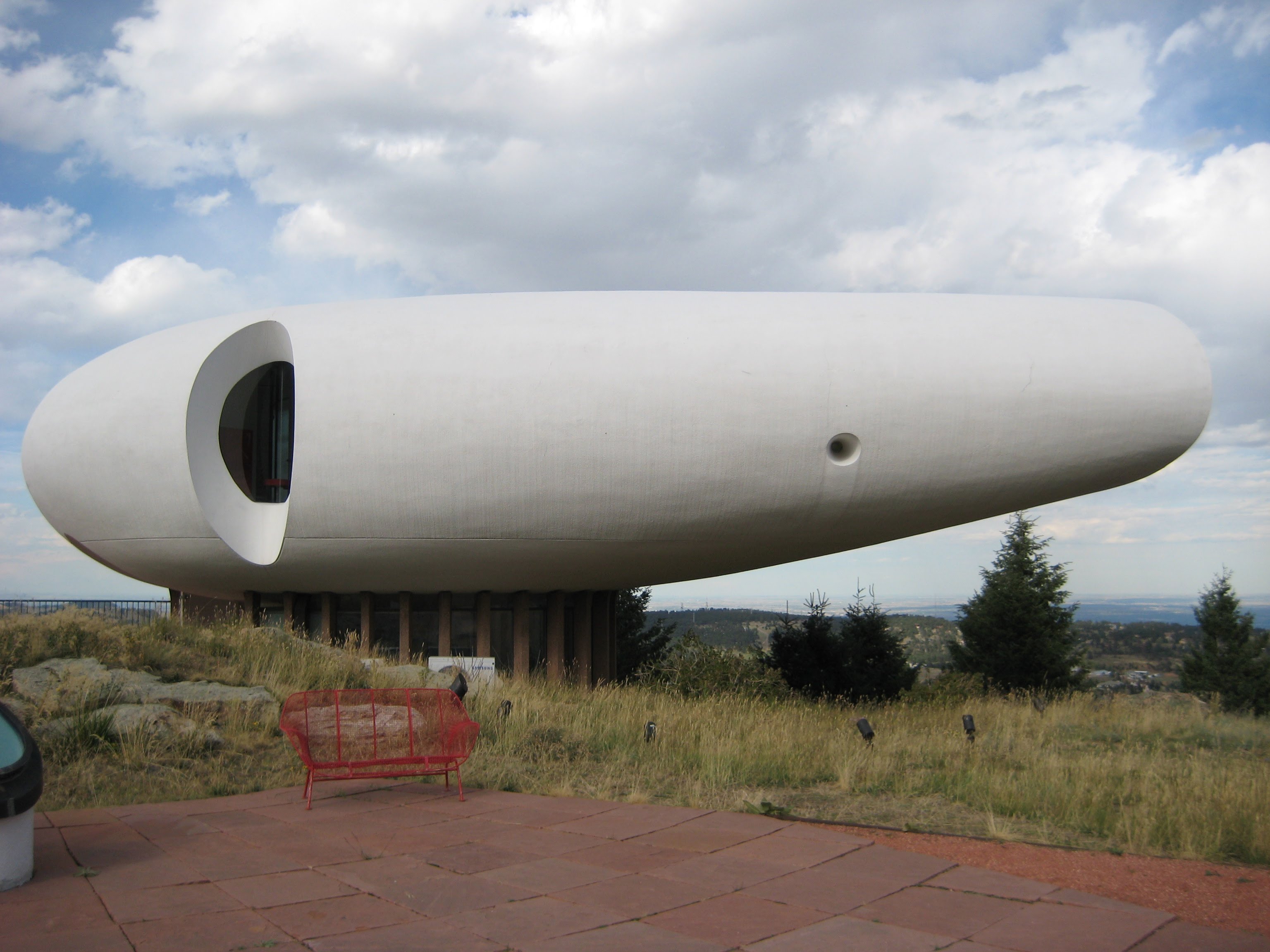 5 MAISONS BIZARRES ! - Breakforbuzz